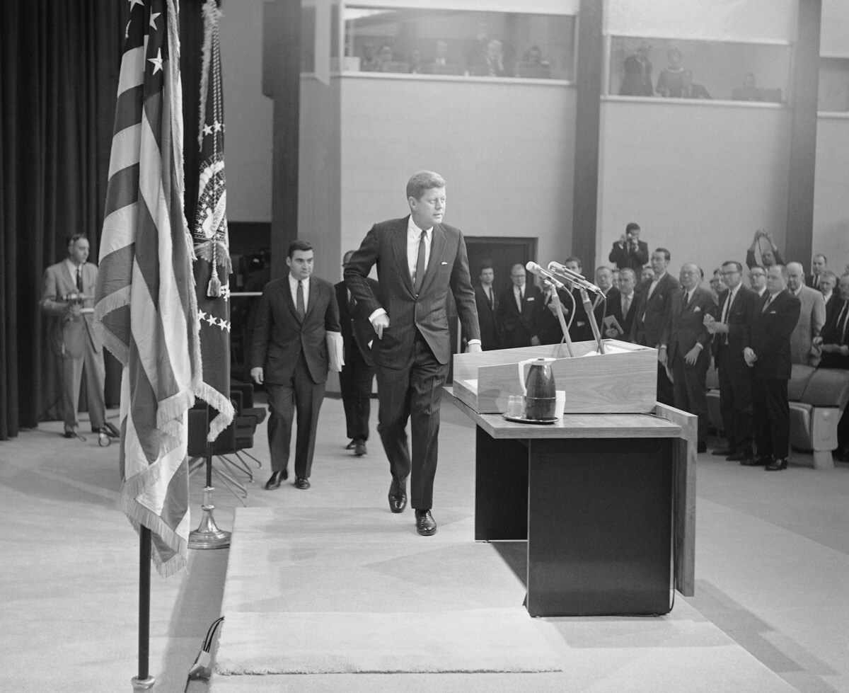 General Essays – Steven Levingston